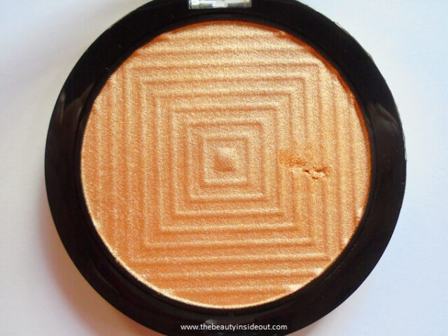 Maybelline Master Chrome Metallic Highlighter 100 Molten Gold Review